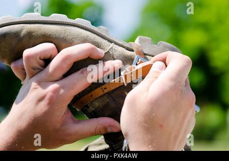 Apache Troop, 4th Squadron, 10th Cavalry Regiment conducts a spur ride ...