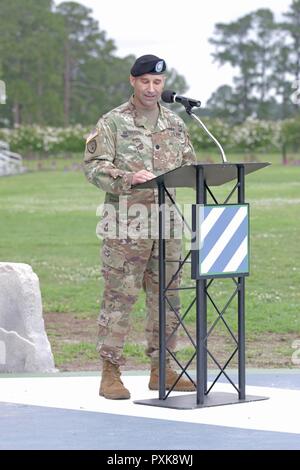 Lt. Col. Luke Richards, commander of the 3rd Infantry Division ...