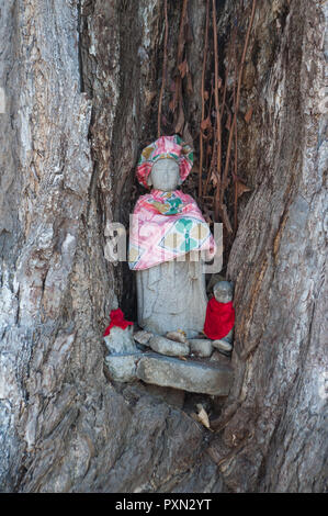 Statue in Takayama, Gifu Prefecture, Japan Stock Photo - Alamy