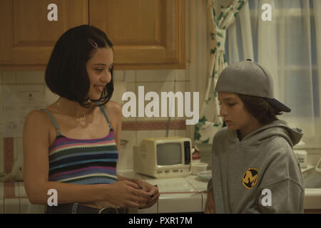 MID90S (2018) ALEXA DEMIE SUNNY SULJIC JONAH HILL (DIR) A24/MOVIESTORE COLLECTION LTD Stock ...