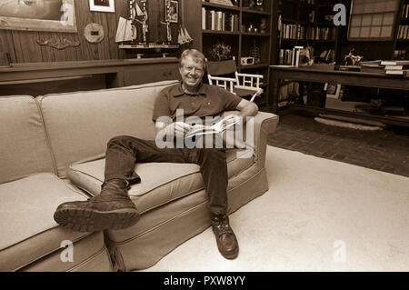 Jimmy Carter in his study at his 1 Woodland Drive home in Plains ...