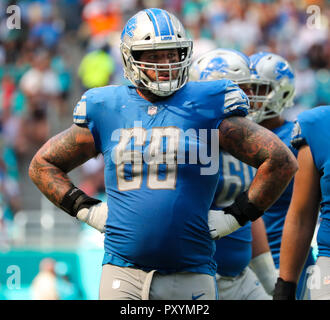 Detroit Lions offensive tackle Taylor Decker (68) blocks against the ...