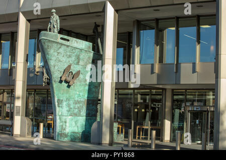 Port of London Authority building and entrance into Royal Terrace Pier ...