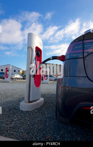 Electric car -- EV charging point Stock Photo - Alamy