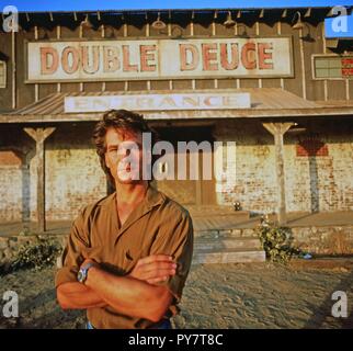 ROAD HOUSE (1989) PATRICK SWAYZE, KELLY LYNCH, SAM ELLIOTT RDH 034 ...