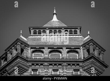 The Cruciform Building - UCL. Location of The Wolfson Institute for ...