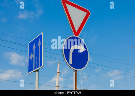 Proceed right only warning sign, Traffic sign label, Compulsory turn ...