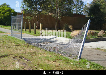 Broken metallic wire hedge Stock Photo - Alamy