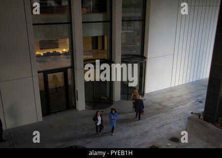 One London wall Place headquarters of Schroders Asset management ...