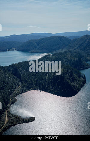 Lake Tikitapu - New Zealand Stock Photo - Alamy