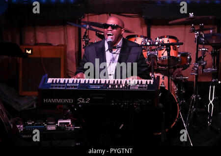 Ellis Hall performs live at Herb Alpert's Vibrato Grill & Jazz ...
