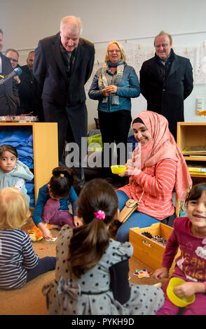 From left to right, news anchor Paul Magers, Vice President & News ...