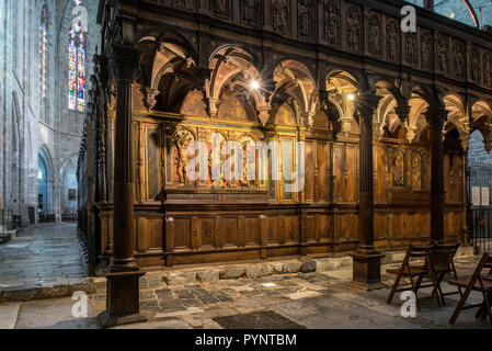 Wooden chancel screen / rood screen of the Cathédrale Notre-Dame de ...