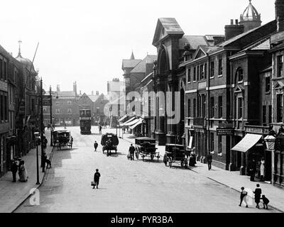 Pontefract Market Street early 1900s Stock Photo - Alamy