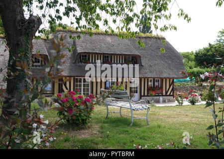 charming thatched cottage near Honfleur, Normandy France Stock Photo ...