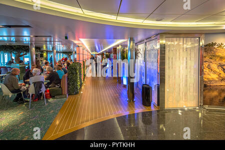 Restroom in modern restaurant Stock Photo - Alamy