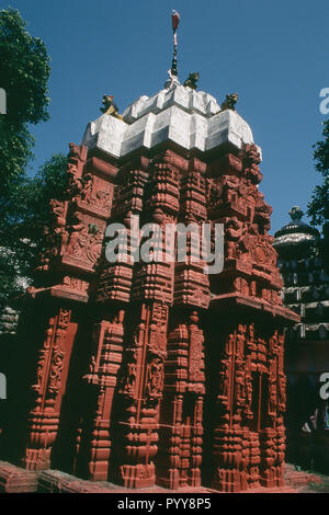Architecture view of kedar temple with hindu god statues made with ...