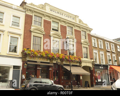 The "Walmer Castle" pub, Notting Hill, London, UK Stock Photo: 35415475 ...