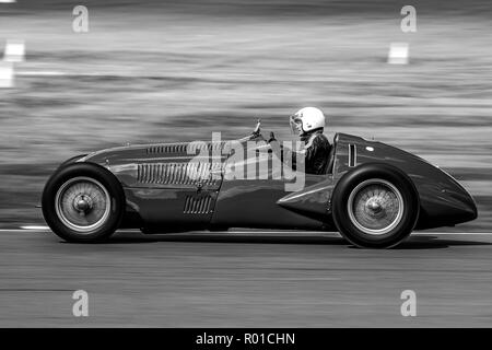 Julian Majzub, Alfa Romeo 308C, Goodwood Trophy, Grand Prix cars ...