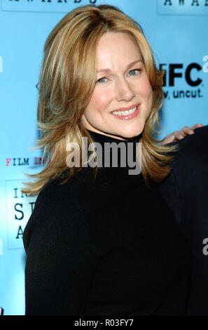 Laura Linney at the Nominations for the 2006 Independent Spirit Awards ...