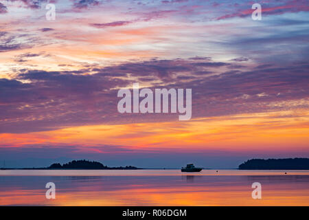Dawn sky, Baynes Sound, Union Bay, British Columbia, Canada Stock Photo ...