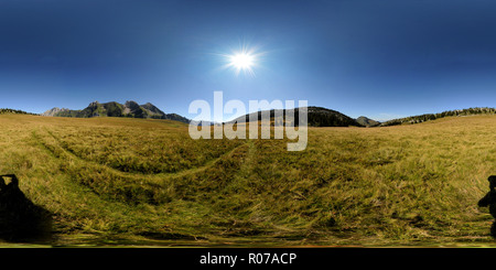 360° view of plateau de Cenise - Alamy