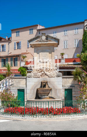 Fountain, Grimaud Medieval village, Var, Provence Alpes Cote d’Azur ...
