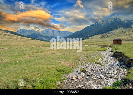 Mountains of aran valley during sunrise, Lleida, Spain Stock Photo - Alamy