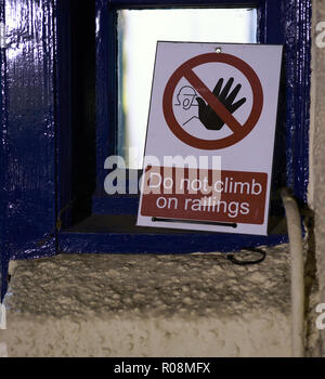 Do Not Enter. Vector White and Red Round Glossy Prohibition Stop Sign ...