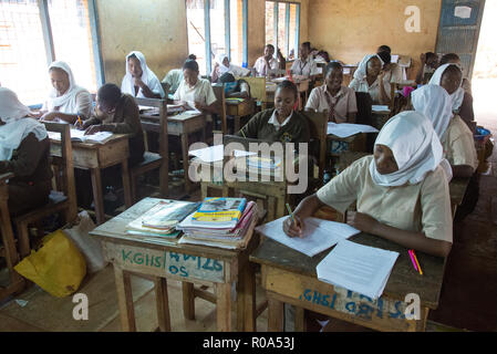 classroom with schoolgirls in Kenya, Africa Stock Photo - Alamy