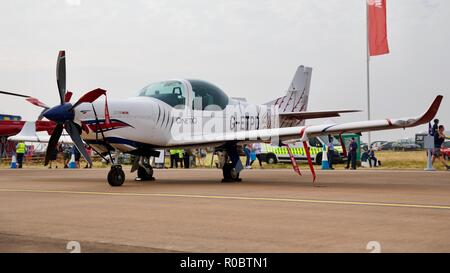 QinetiQ - Grob G-120TP (G-ETPD) landing at RAF Fairford to take part in ...