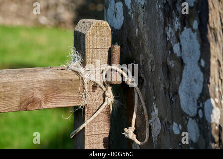 Old gate at Austwick, Yorkshire Dales, northern England, UK Stock Photo ...