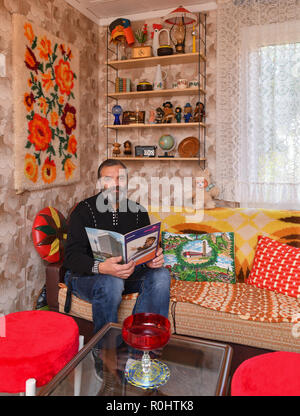 Vogelsdorf, Germany. 05th Nov, 2018. Peter Lieb can be seen in his GDR ...