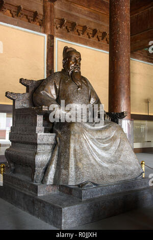 China, Beijing, Chang Ling, Statue of the Yongle Emperor, bronze figure ...