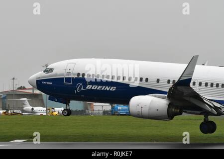 Ryanair Boeing 737-800 with dreamliner livery Stock Photo - Alamy
