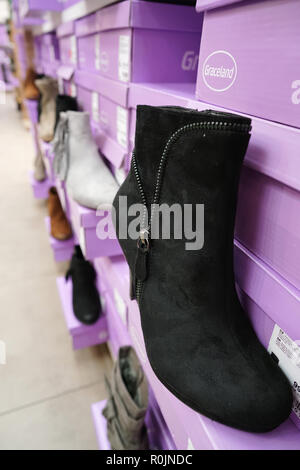 Shoe boxes in a Deichmann shoe shop in the centre of Berlin Stock Photo ...