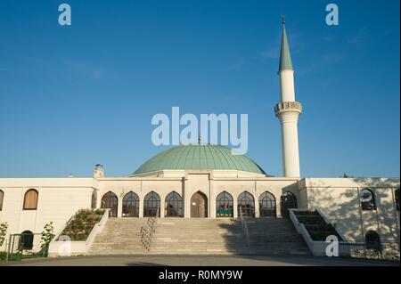 Wien, Moschee, Islamic Centre - Vienna, Mosque, Islamic Centre Stock ...