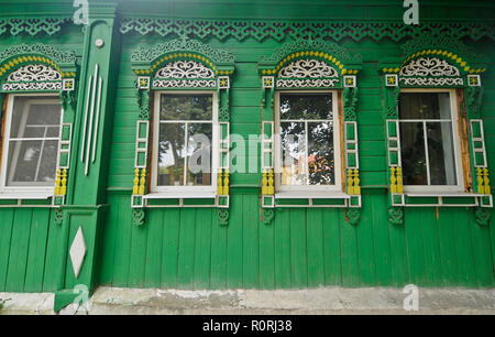 Traditional Russian dacha house. Suzdal, Russia Stock Photo - Alamy