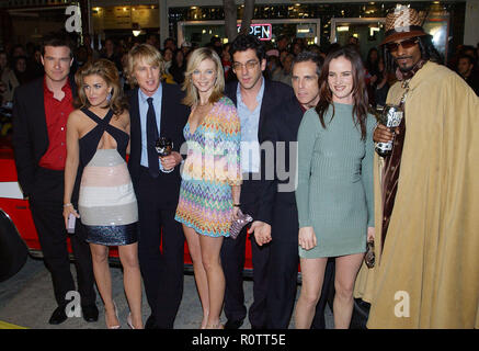The cast, Carmen Electra, Owen Wilson, Amy Smart, the director Todd ...