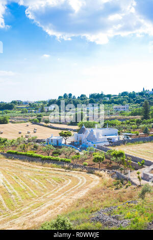 Trullo, Trulli, Locorotondo, Apulia, Italy Stock Photo - Alamy