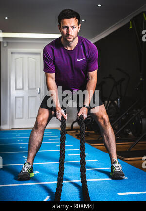 Gym Session PT Stock Photo - Alamy