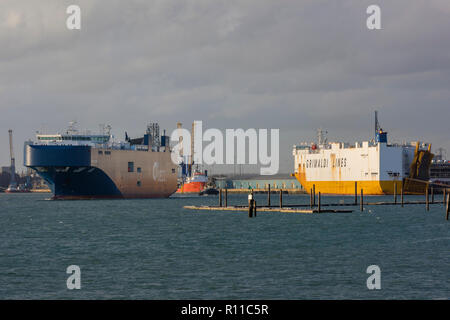 car transporter in Southampton Docks moored at Queen Elizabeth II ...
