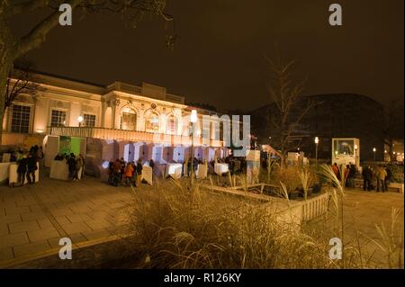 Wien, Weihnachtsmarkt Museumsquartier, 'Winter im MQ' - Vienna ...