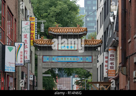 Entrance Gate to Chinatown, Montreal, Canada Stock Photo - Alamy