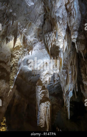 Waitomo rock formations in glowworm caves, New Zealand. Waitomo ...