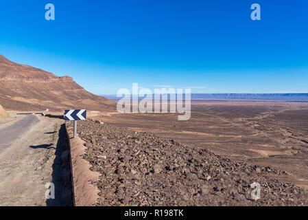 Panoramic view of beautiful Draa Valley in Morocco Stock Photo - Alamy