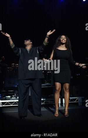 Stevie Wonder and daughter Aisha Morris performing at the Santa Barbara ...