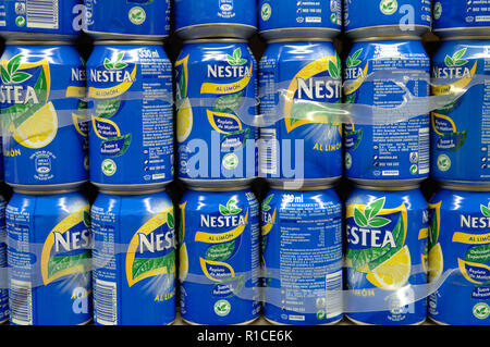 Nestle Vending Machine Stock Photo - Alamy