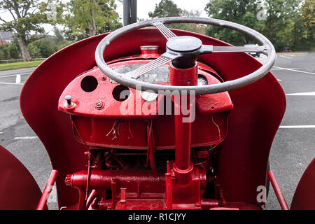 David Brown Super Cropmaster Tractor Stock Photo: 224627757 - Alamy