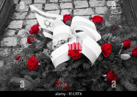 Flowers of remembrance at Auschwitz, Poland Stock Photo - Alamy